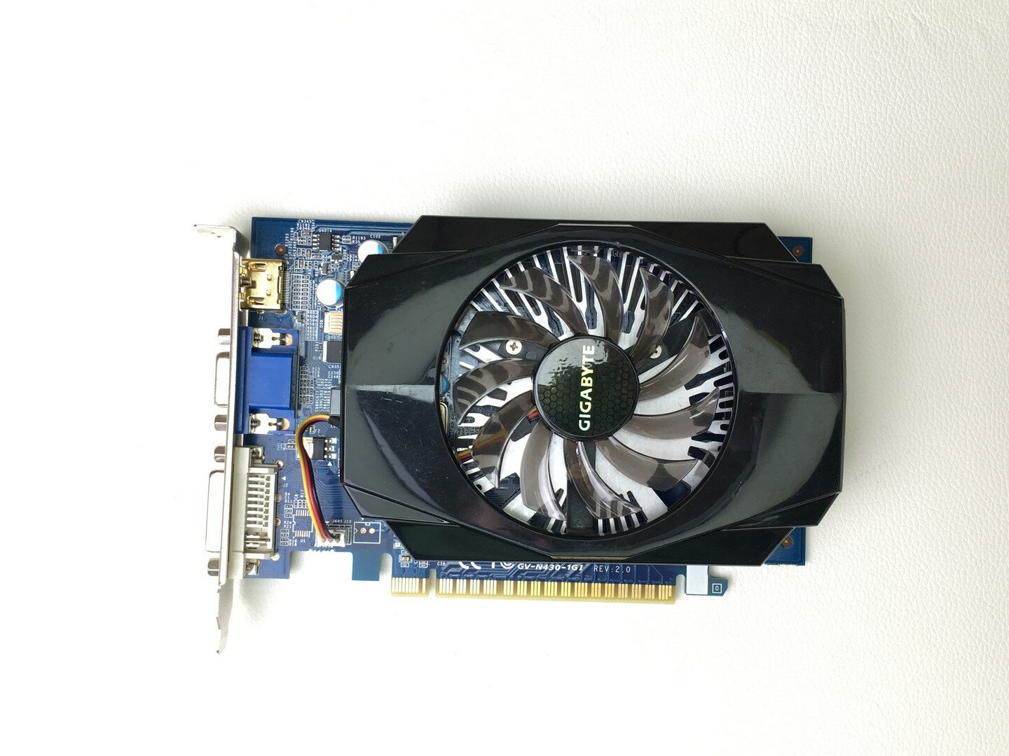 Видеокарта 1Gb GeForce 430 GT, GIGABYTE GV-N430-1GI, PCI-E