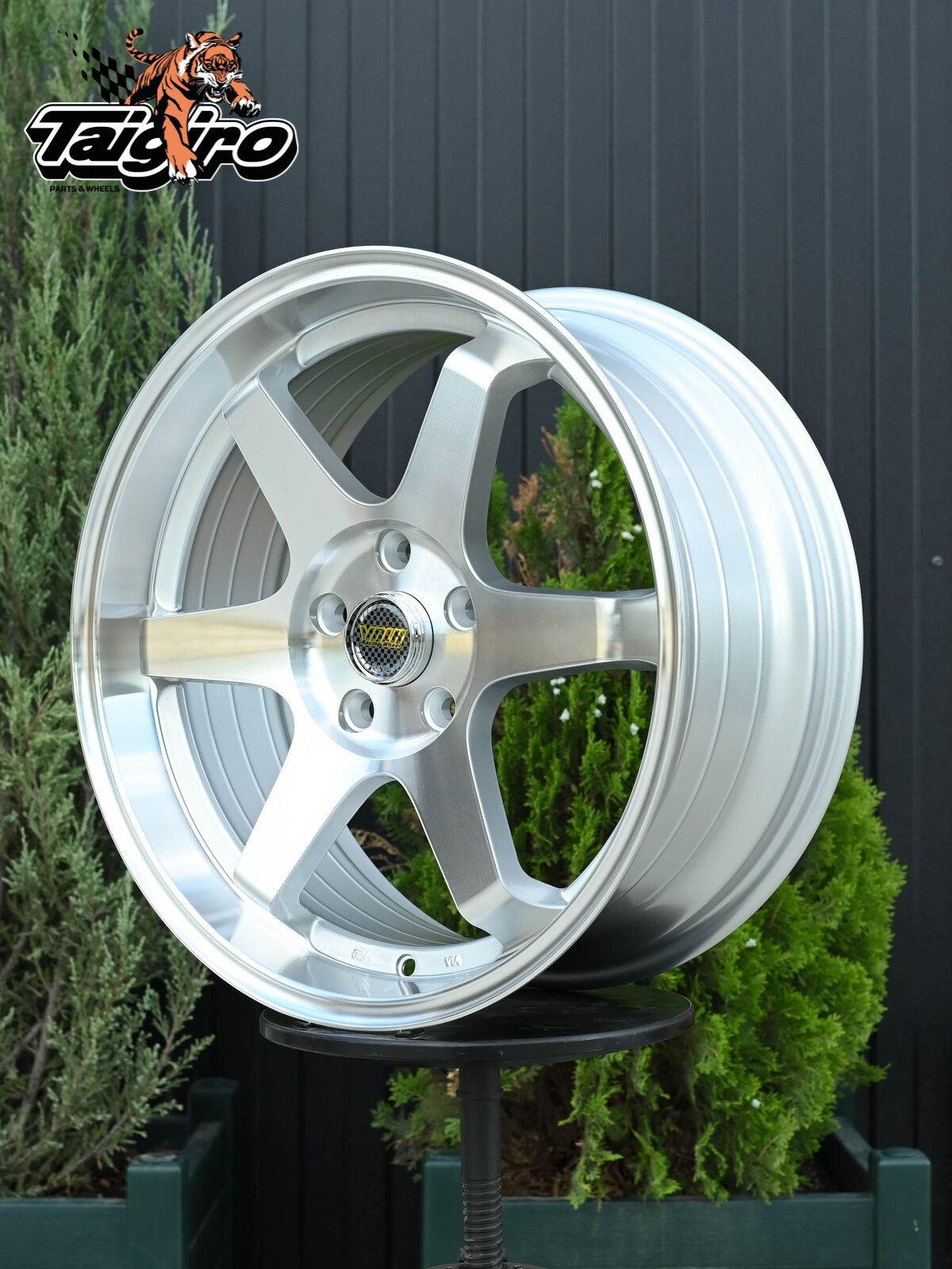 Taigiro Топ дизайн Колесный диск Литой 18x8" PCD5х114.3 ET40 D73.1