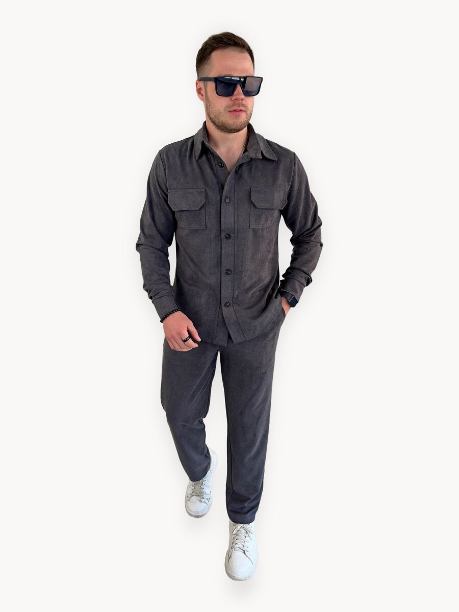 Костюм спортивный