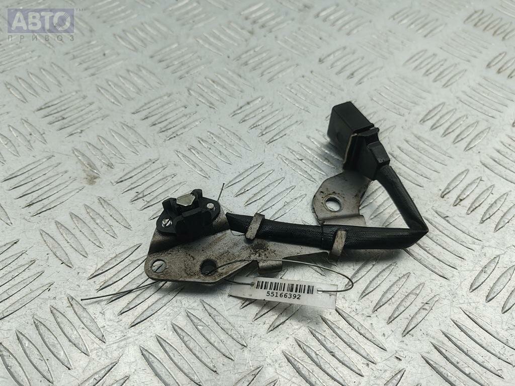 Датчик положения распредвала Volkswagen Passat B5