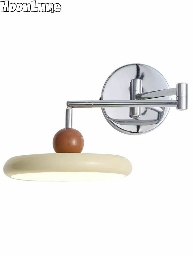 Кремовый винтажный французский настенный светильник