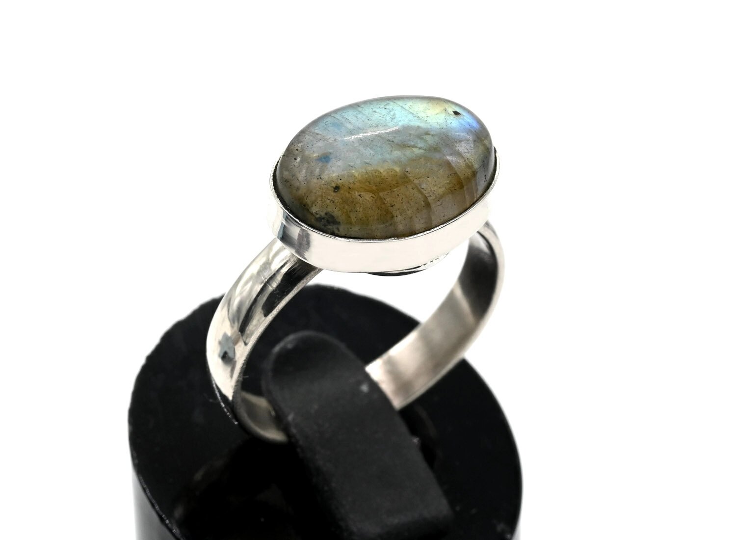Кольцо, лабрадорит