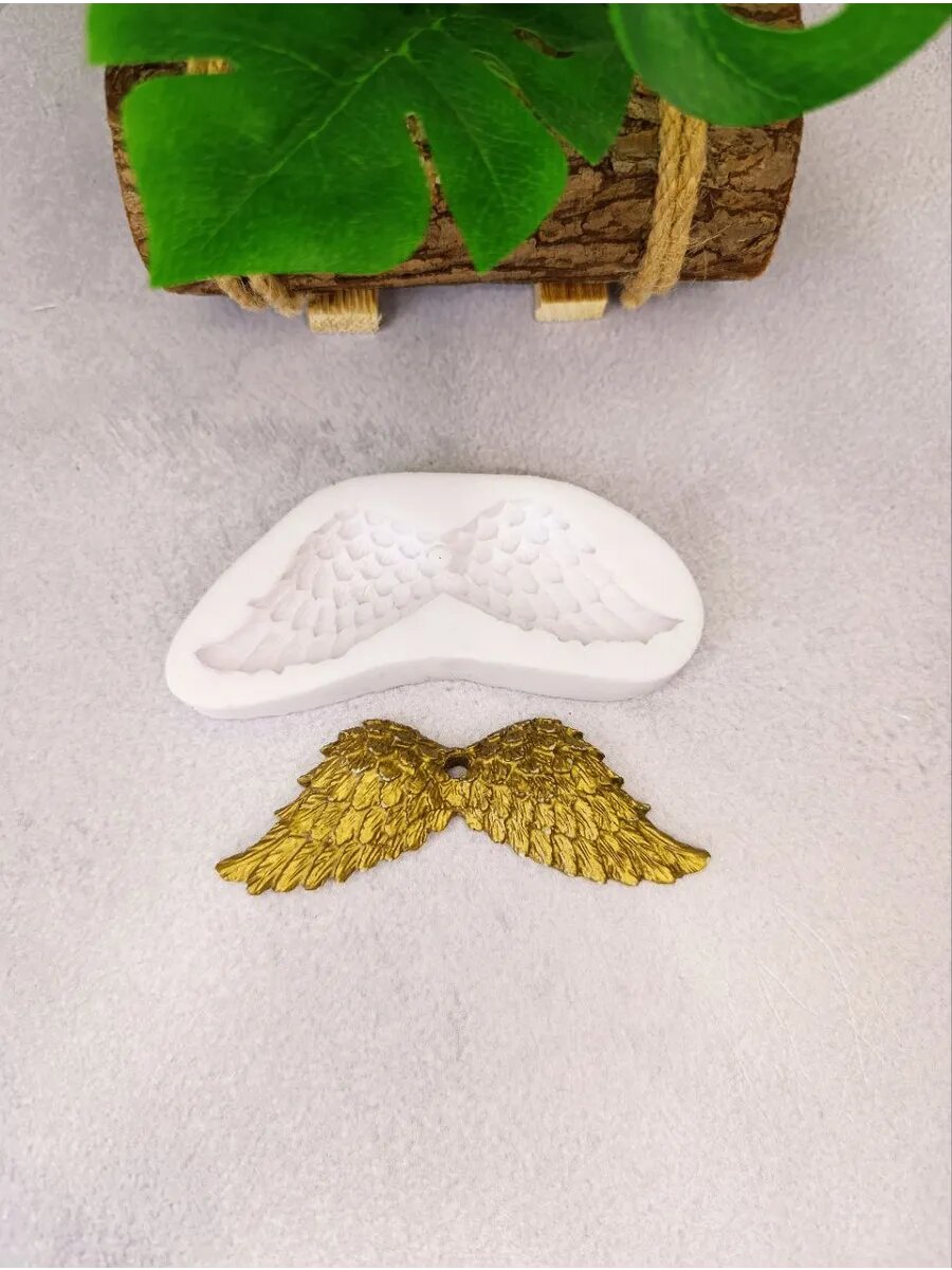 Молд силиконовый "Крылья Саше". Длина - 10,2 см. "Т-молд".