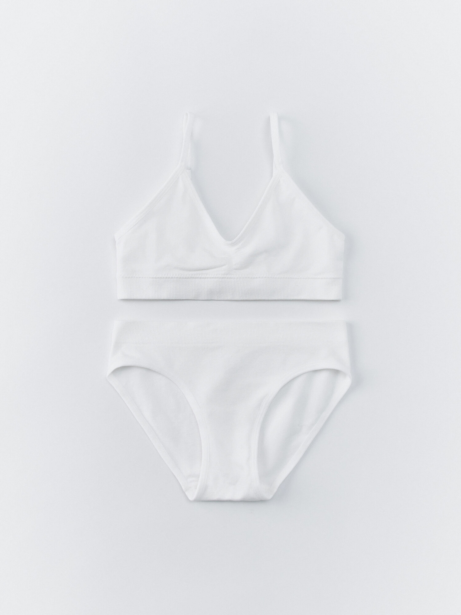 Комплект нижнего белья Sela Набор из топа и трусов