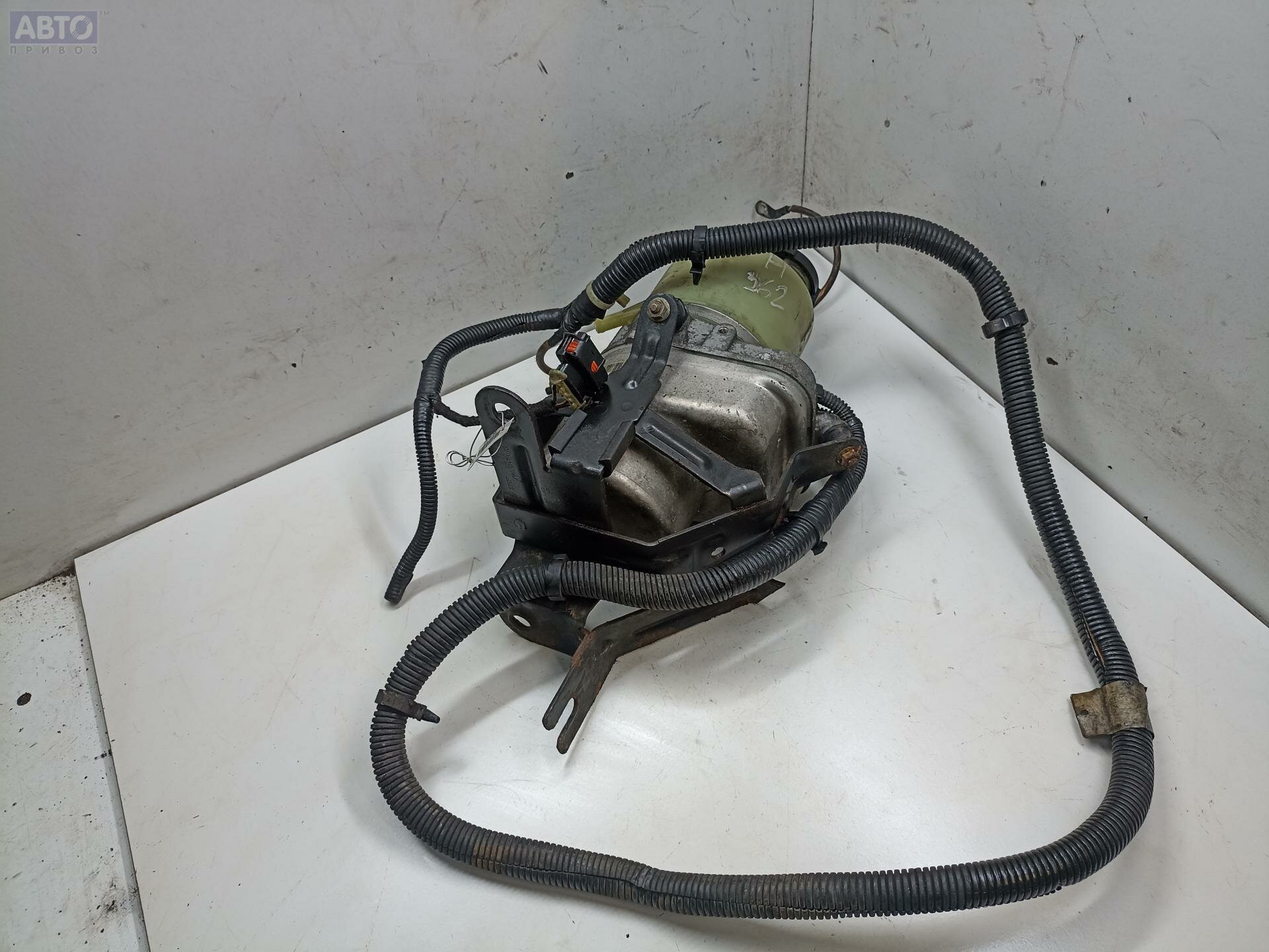 Насос гидроусилителя руля Opel Astra H (2004-2009)