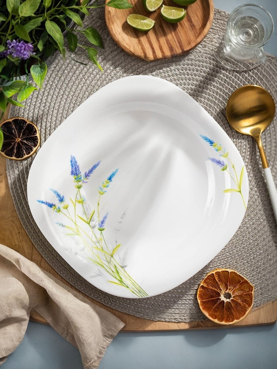 Daniks Тарелка суповая из керамики, диаметр 21 см, 675 мл Манифик