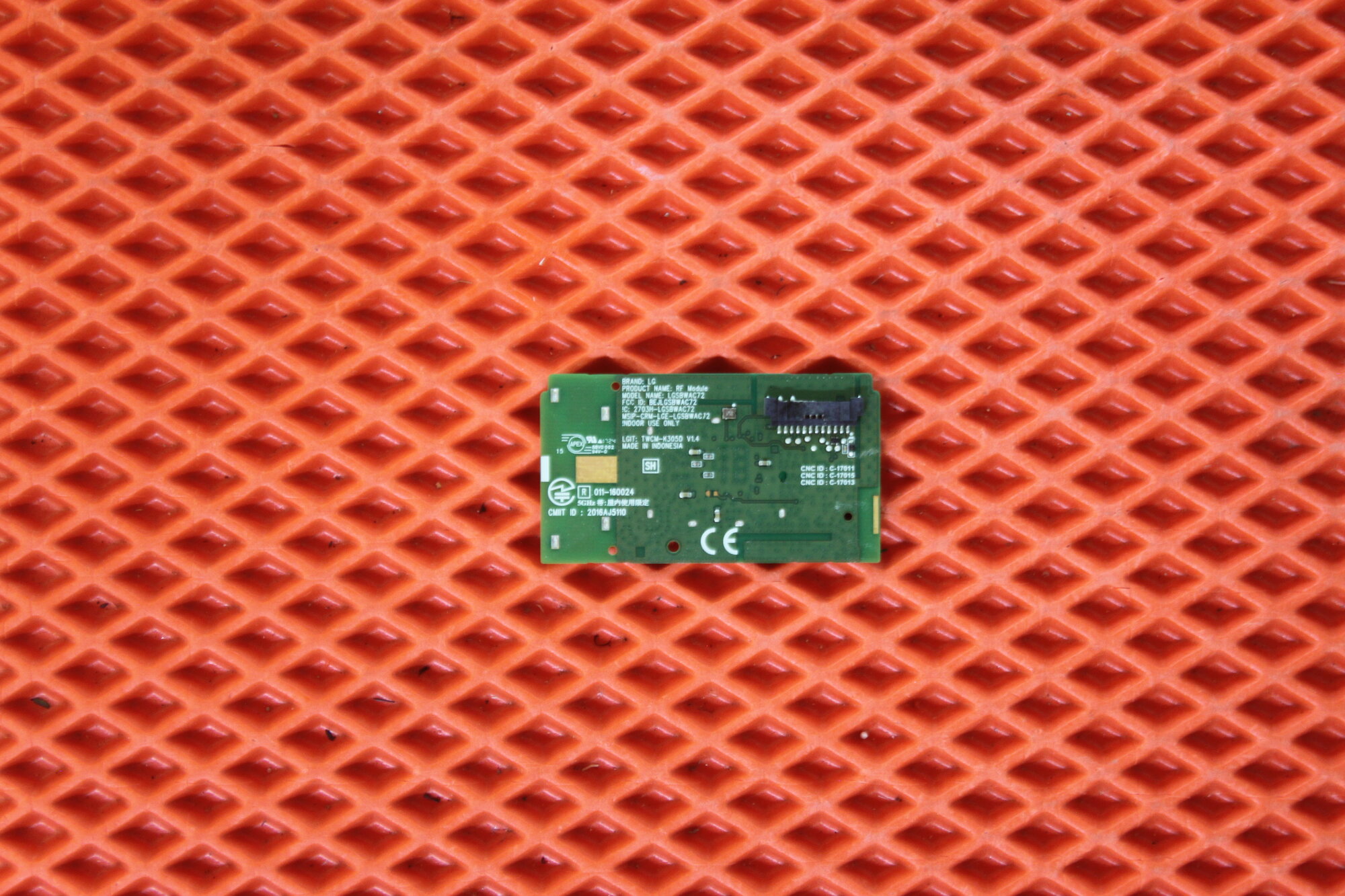 Модуль (WI-FI) LGSBWAC72 для телевизора LG 43UJ630V-EN7 в надёжной упаковке