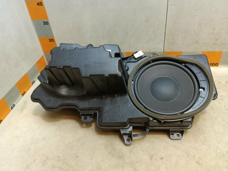 Б/У Сабвуфер Lexus GX460 2012 URJ150 473234 TOYOTA арт. 861500W140