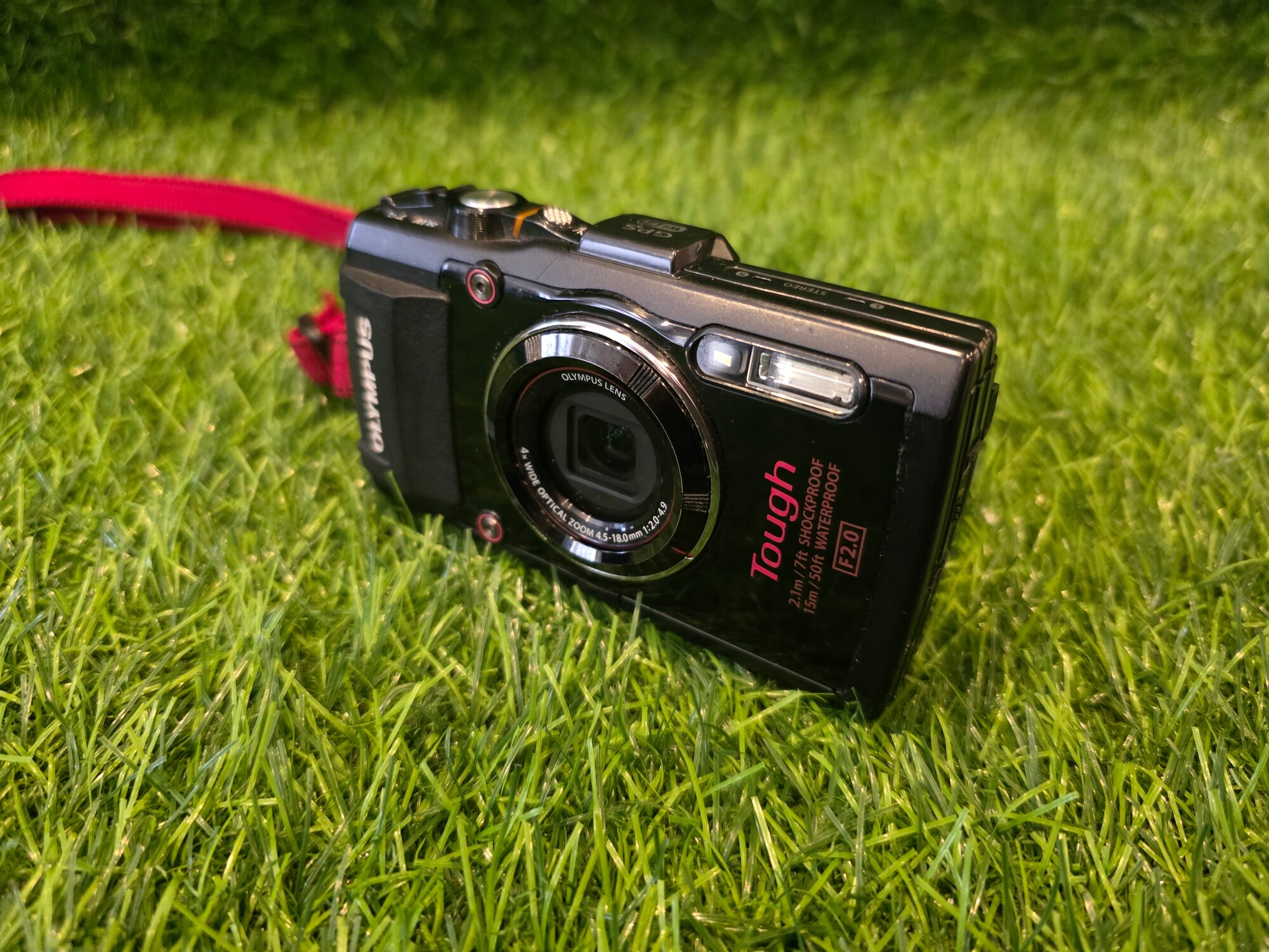 Olympus Stylus Tough TG-4