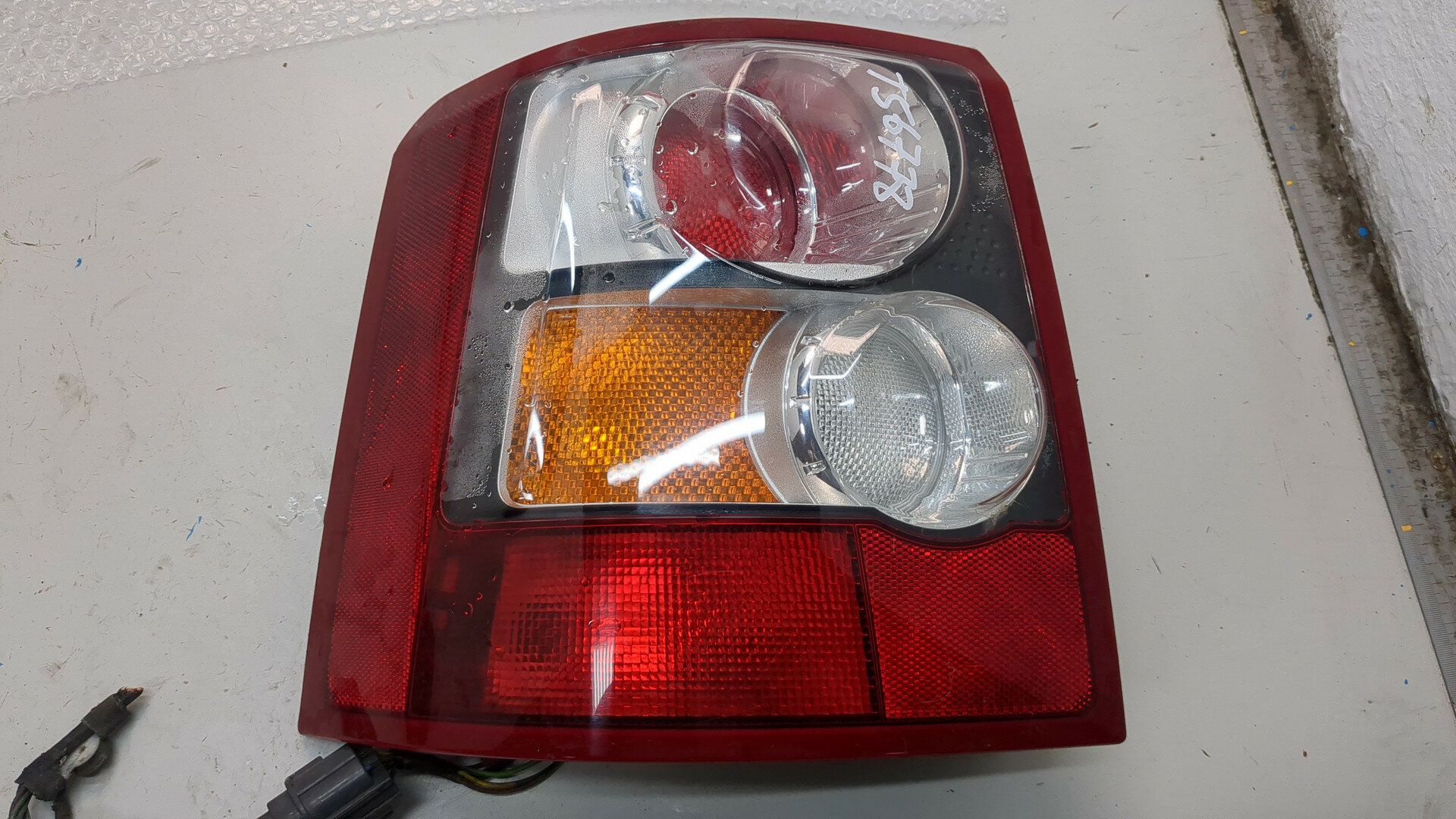 Фонарь (задний) левый Land Rover Range Rover Sport Б/У