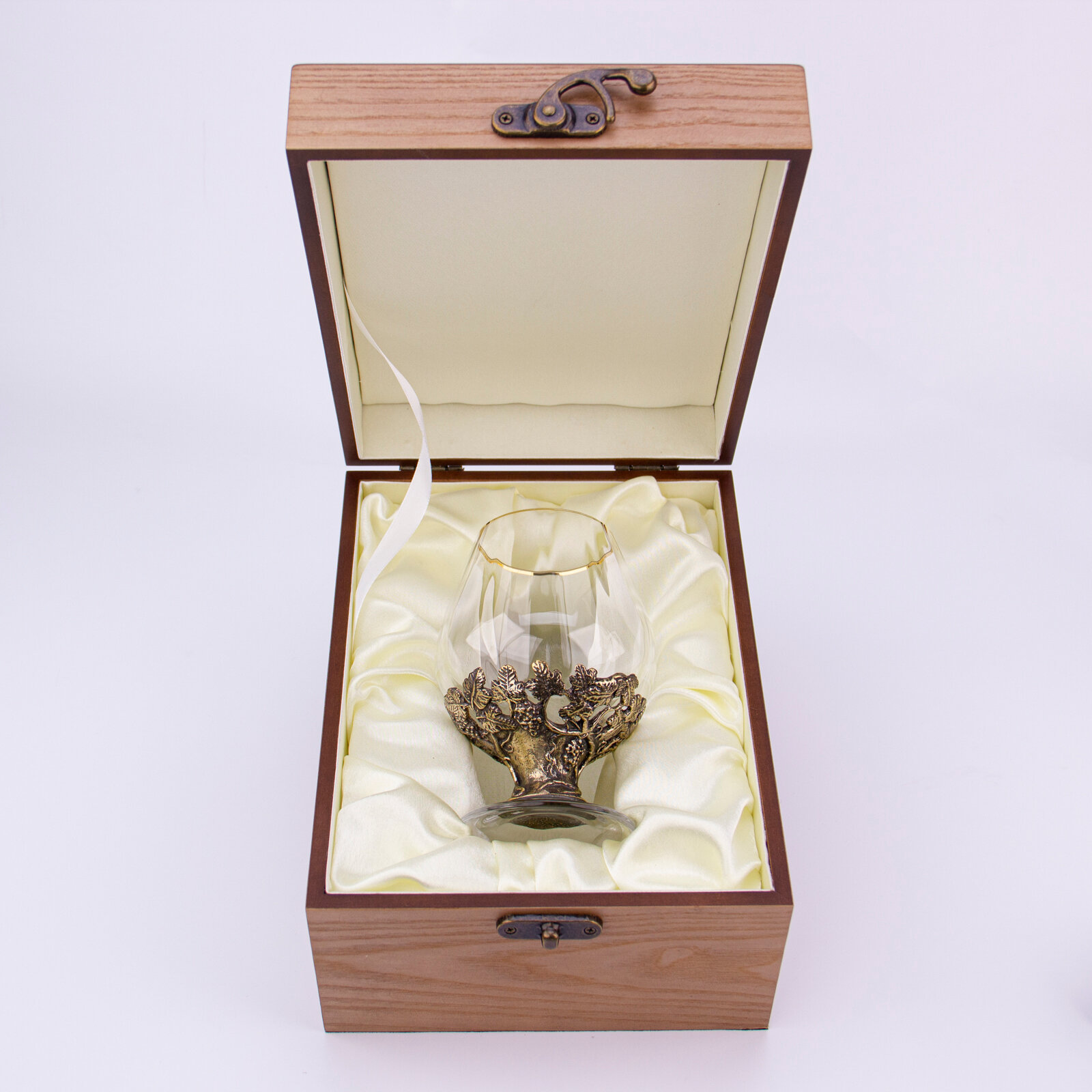 Бокал для бренди Богемия, Н=135 мм, V=400 мл, отделка "Оптика" (в деревянном футляре) БББ-01Оп-VIP