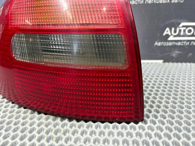 Фонарь Левый Задний Audi A6 (2.4 APS) Б/У с пробегом Арт. 17630 — фото 1