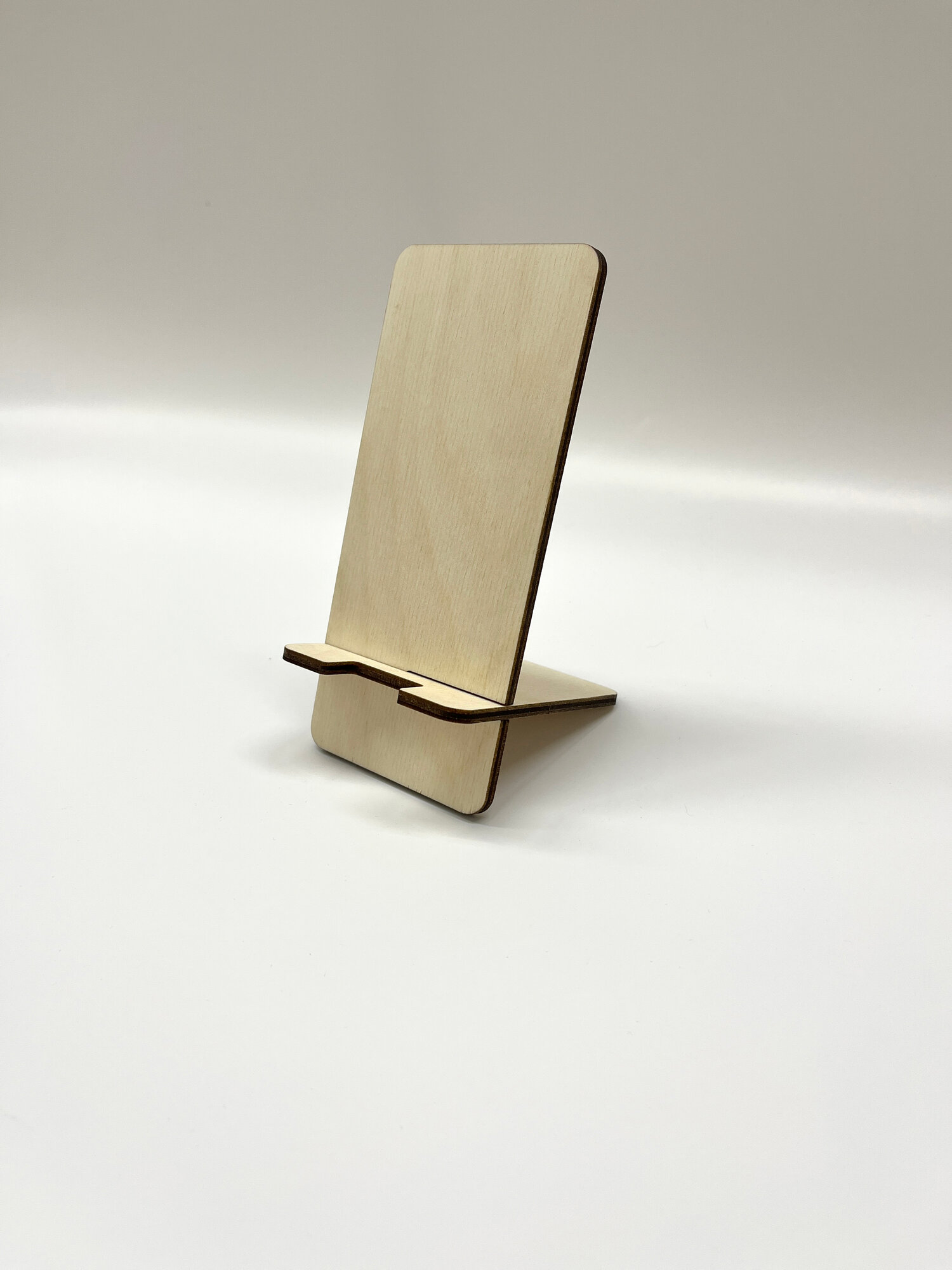 Подставка деревянная для телефона в стиле минимализма без покрытия