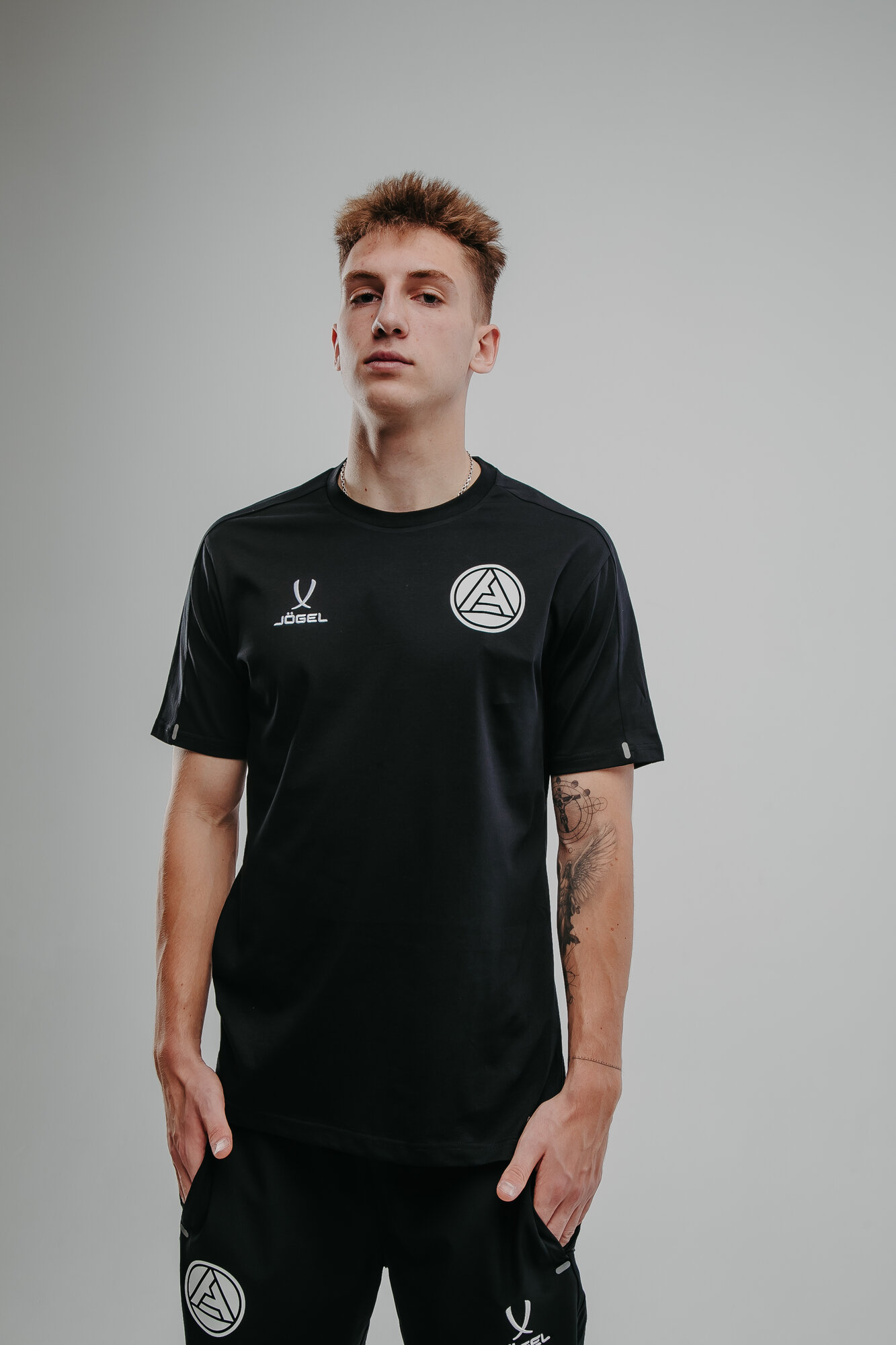 Футболка спортивная