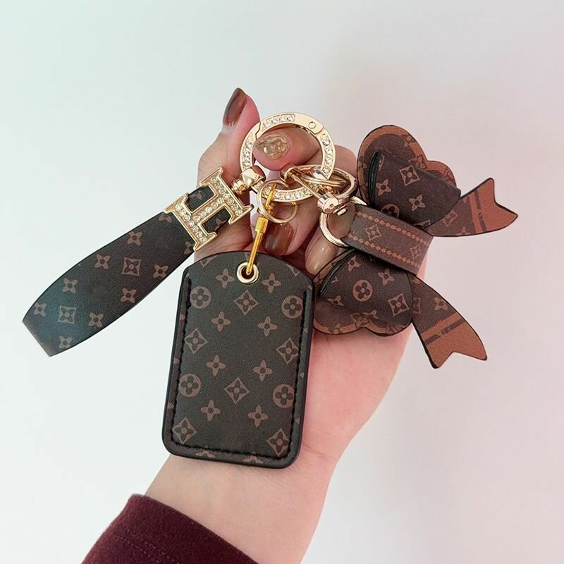 Защитный чехол для карты доступа, кожаный, водонепроницаемый, держатель для карты электромобиля, мини-чехол для карты лифта, чехол для карты Octopus, брелок