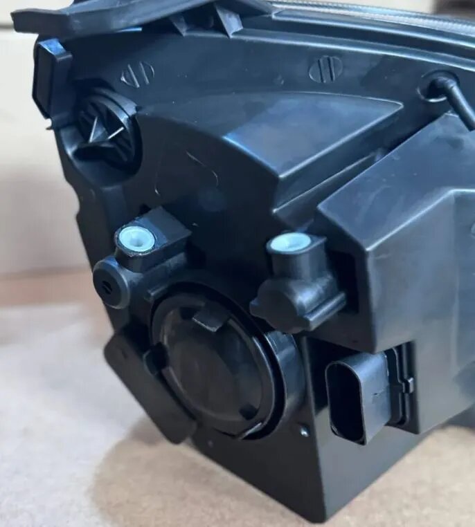 Фары автомобильные