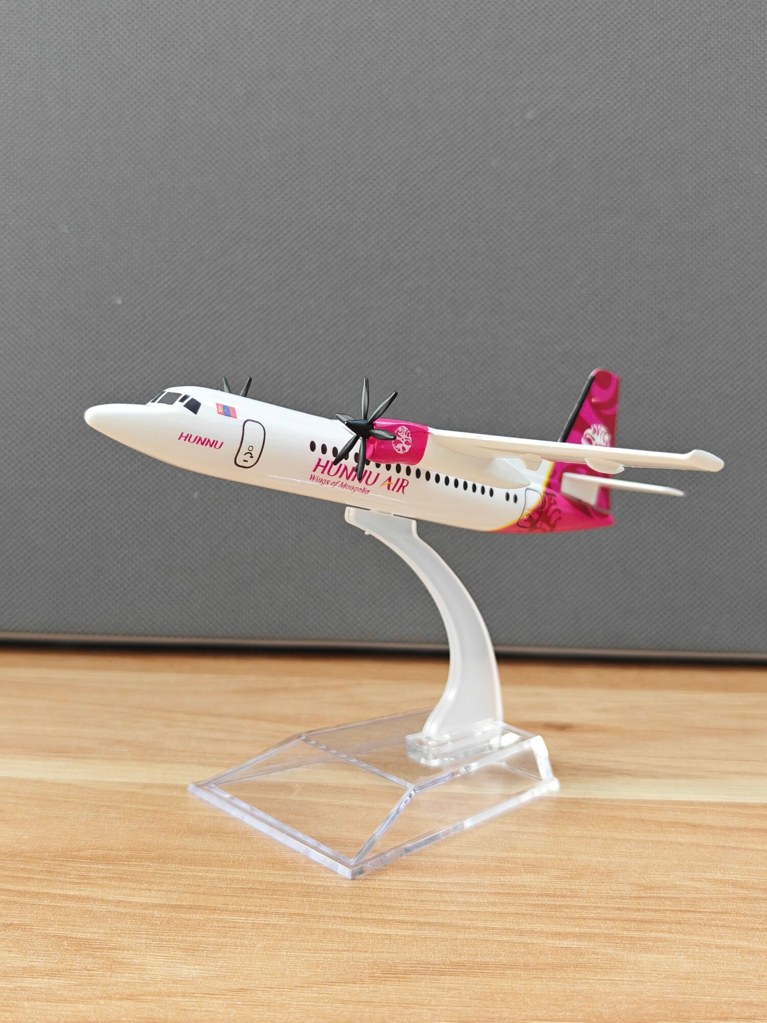 15-16 см Модель самолета из Fokker-50 Hunnu Air, сплава для коллекции подарков