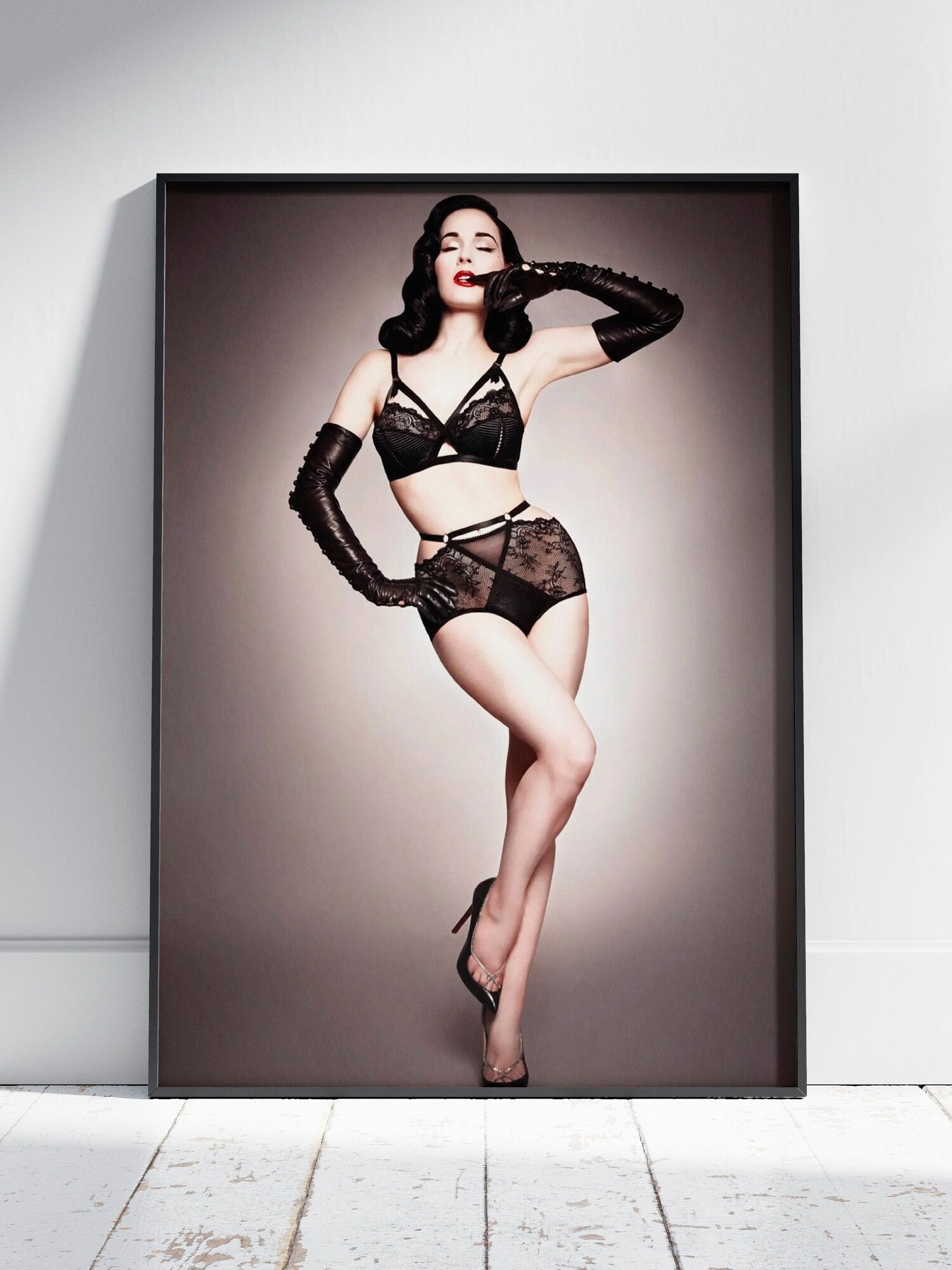 Плакат на стену для интерьера Дита фон Тиз (Dita Von Teese 2) - Постер по модели, бренду и моде формата A4 (21x30 см)