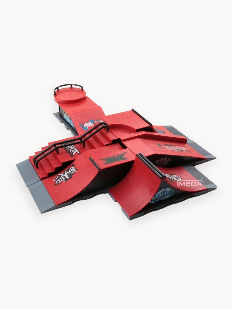 Фингерборд набор фингерпарк с рампой, скейтбордом и самокатом для пальцев