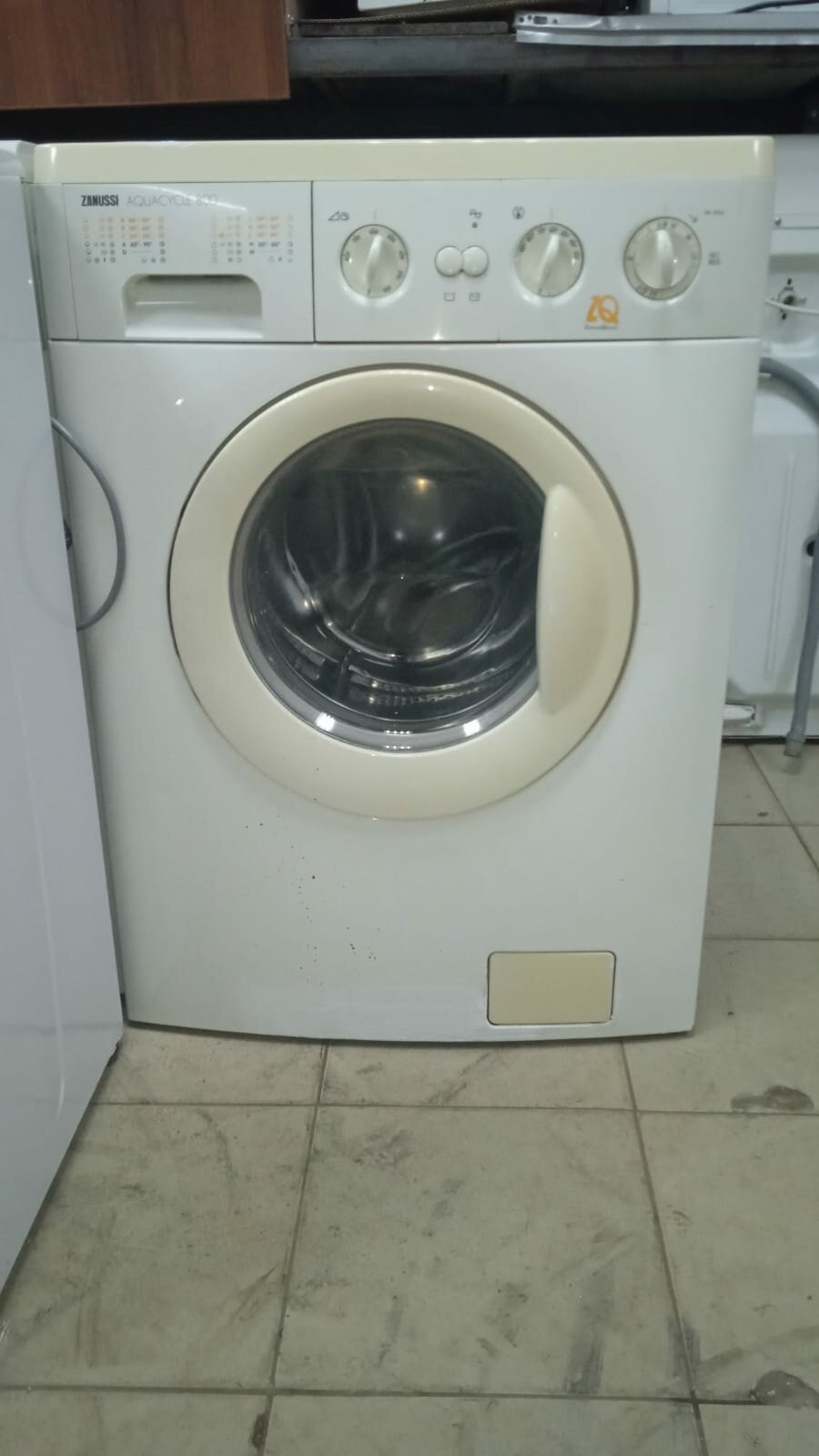 Стиральная машина Zanussi FA832, бу, гарантия 3 мес