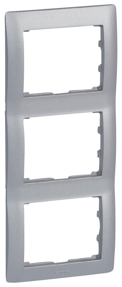 Рамка Legrand Galea Life 3 поста вертикальная цвет алюминий 771307