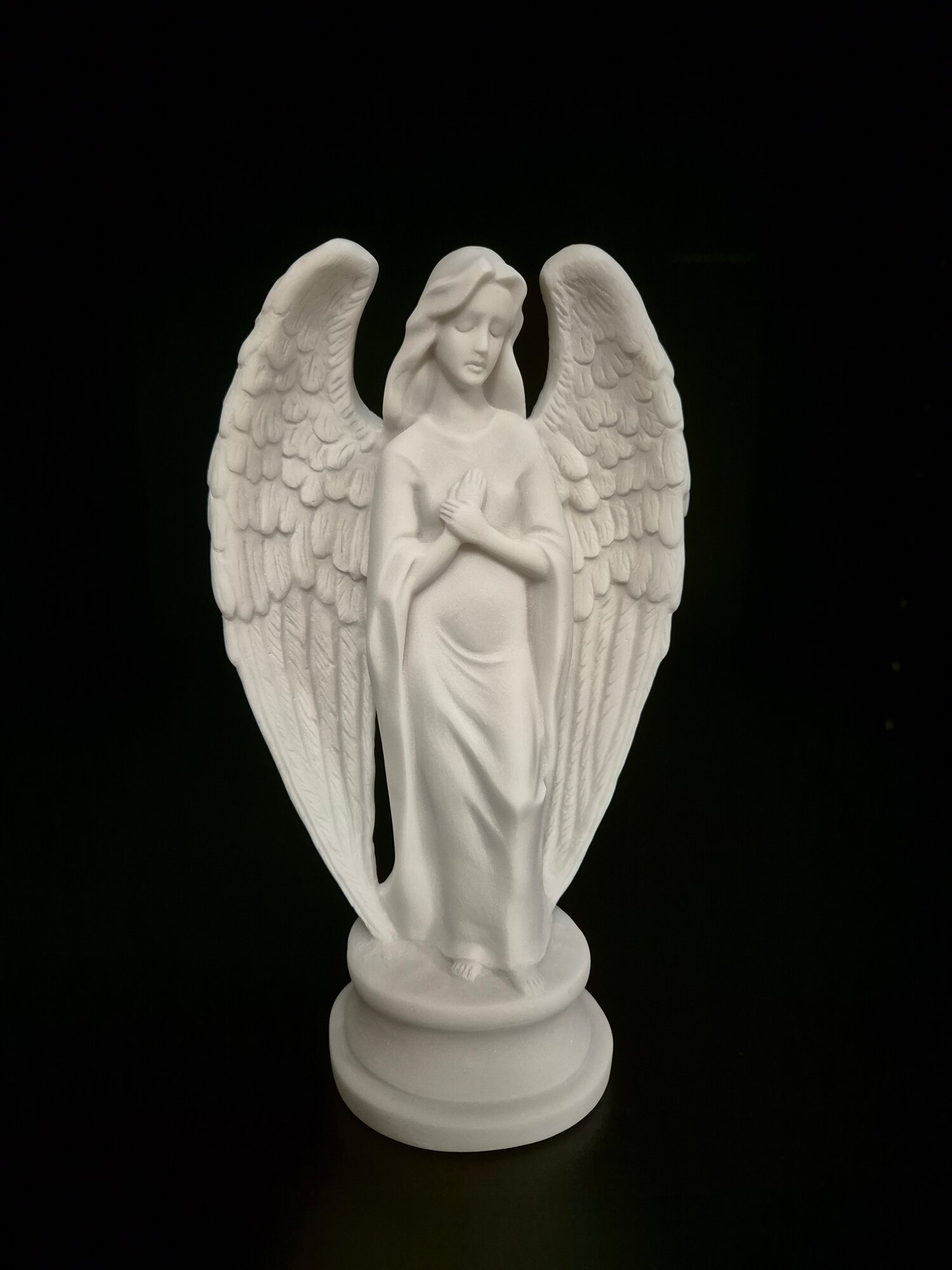 Статуэтка Ангел печальный. Высота 20см. Цвет белый. Мраморная крошка.