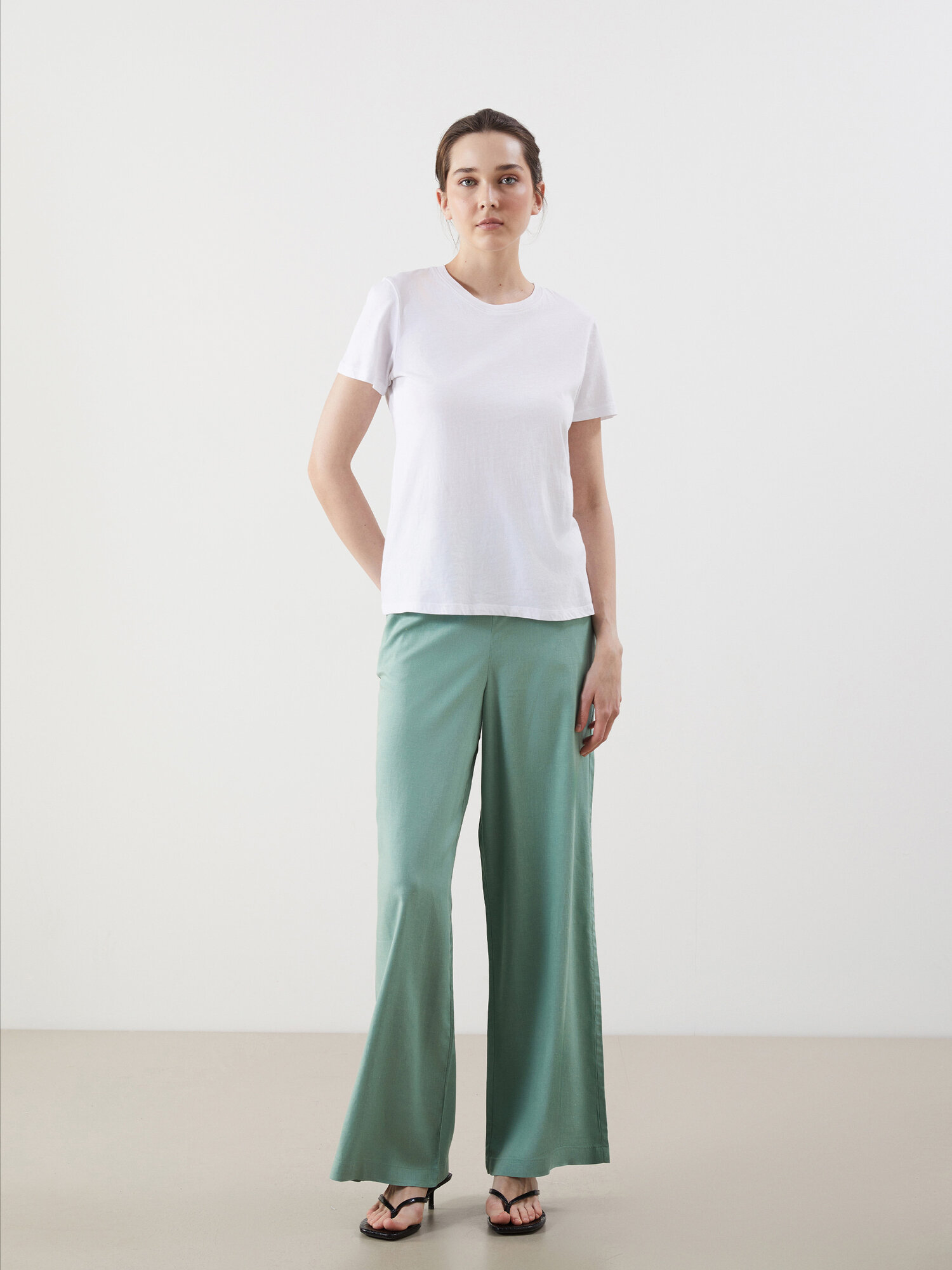 Брюки классические