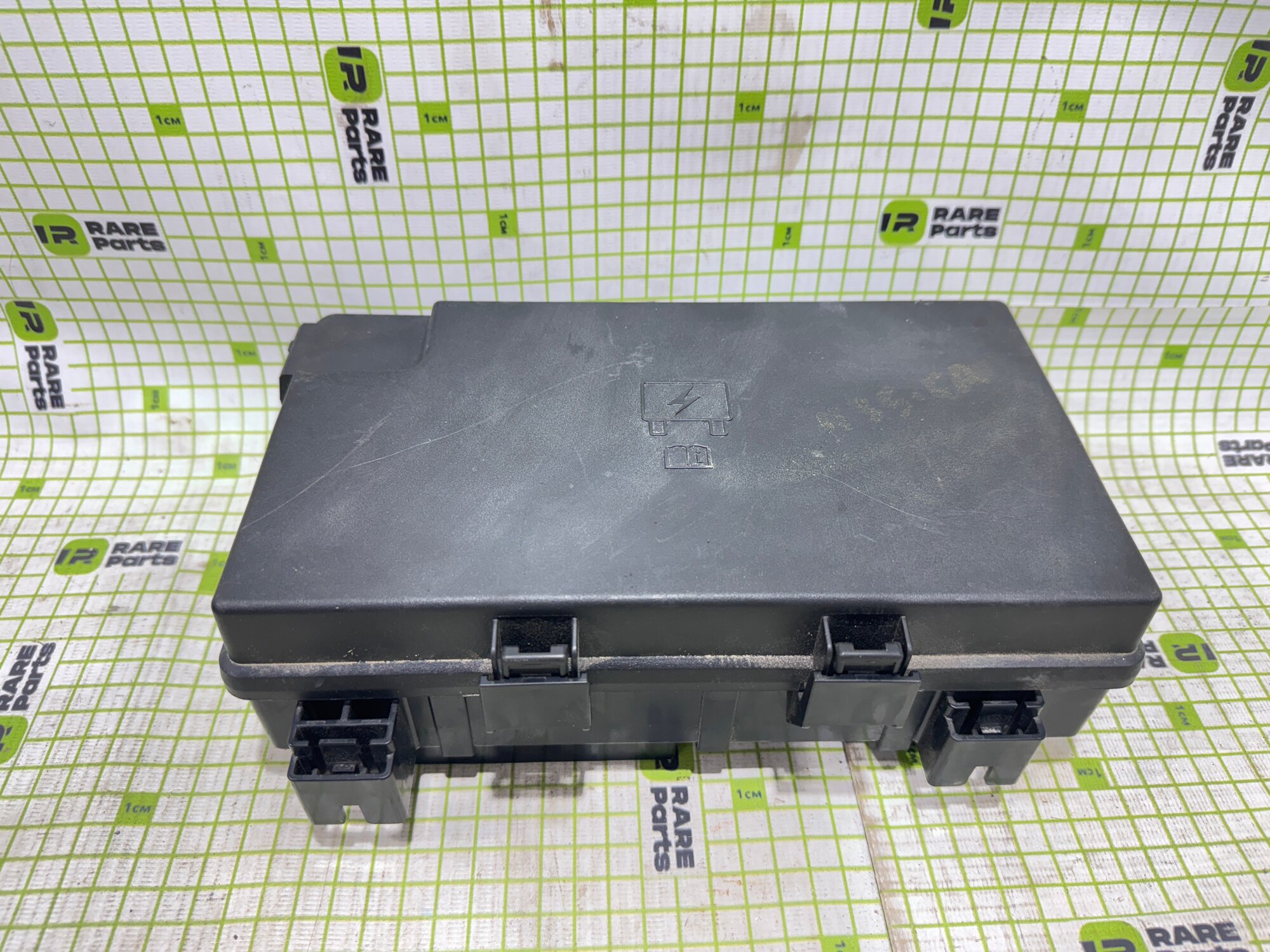 Блок предохранителей для Jeep Grand Cherokee