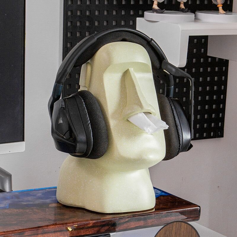 Каменные статуи острова Пасхи, коробки для салфеток, причуды