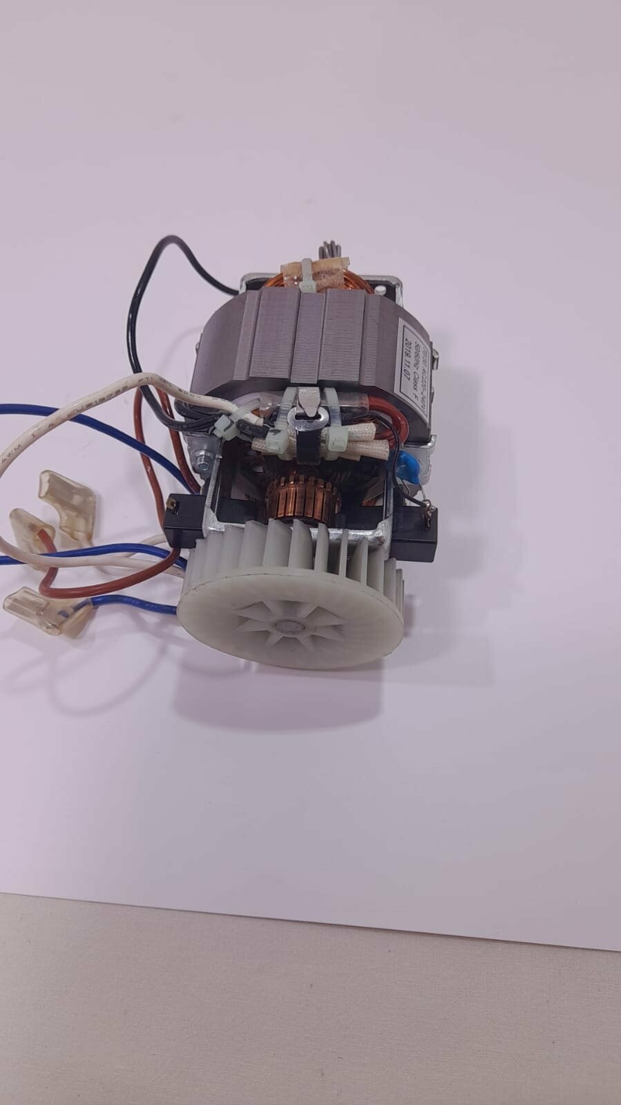 Двигатель для мясорубки Binatone MGP-1414 70/30 AC220-240V