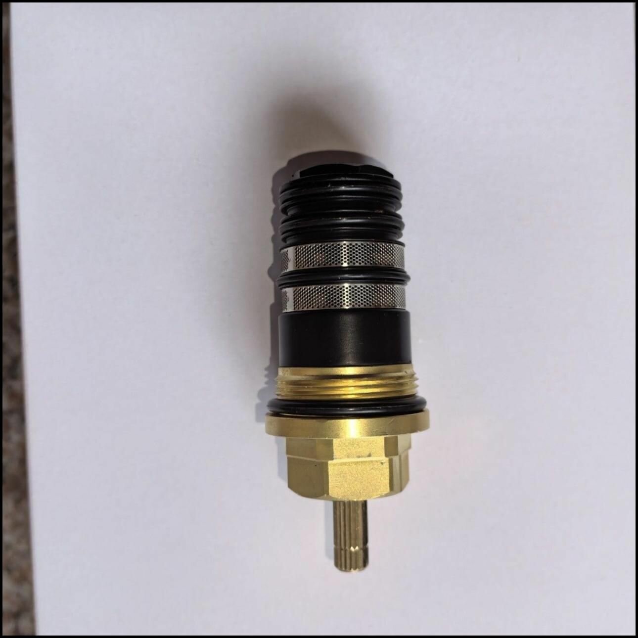 Термостатический картридж Hansgrohe 94282000 упакованный в пакет