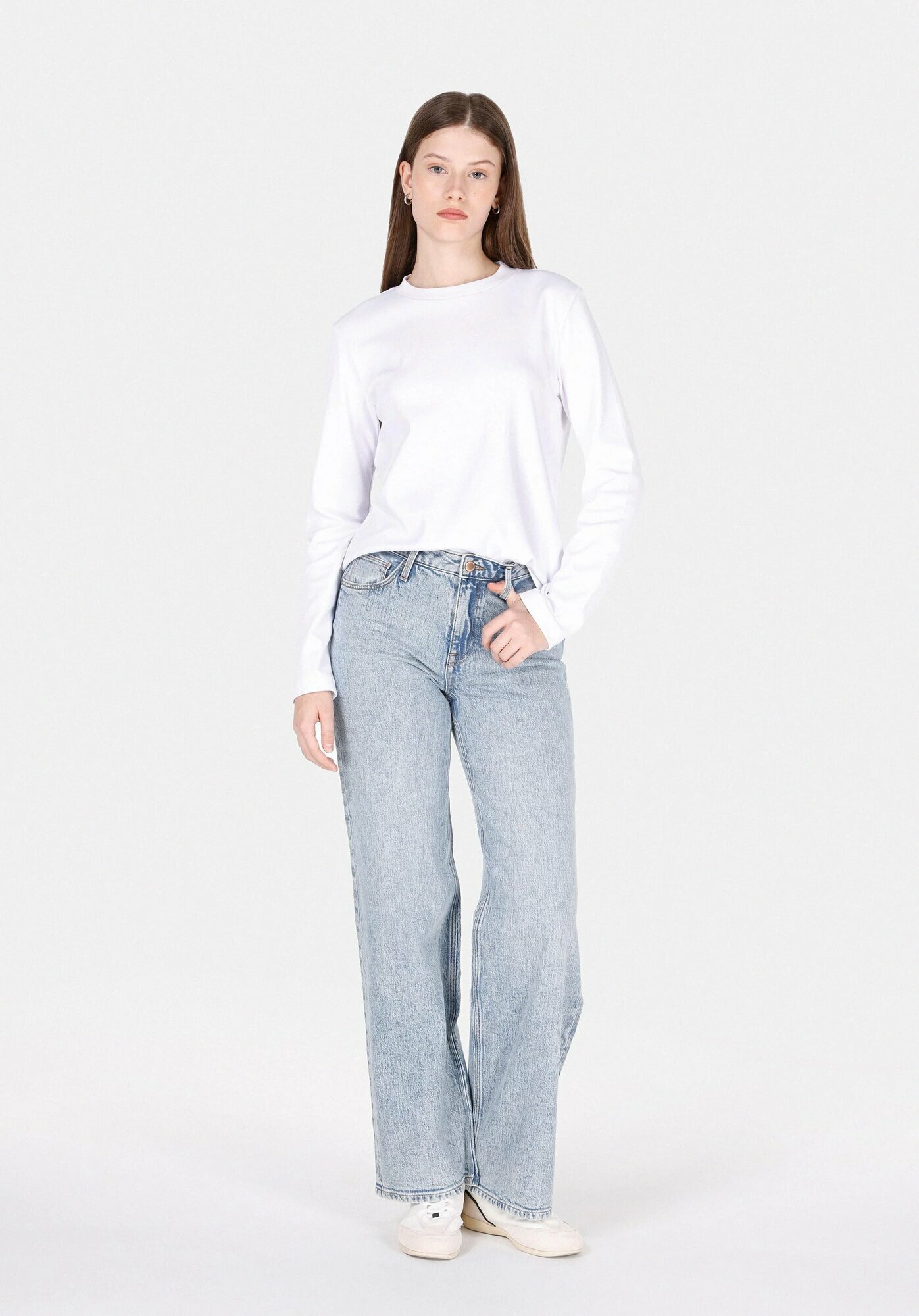 Джинсы Женские джинсы 