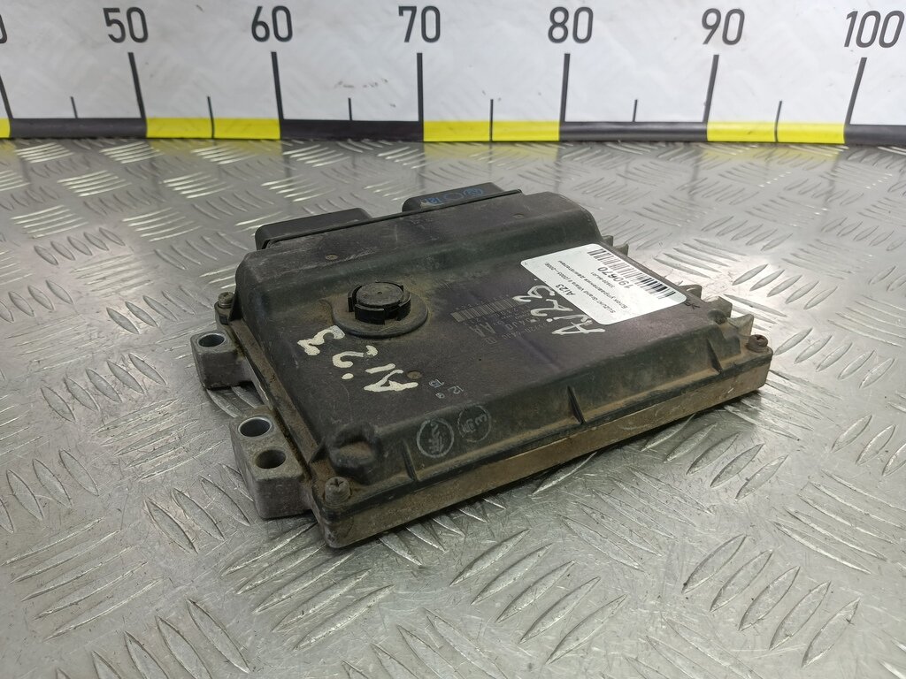 Блок управления двигателем Б/У для SUZUKI Grand Vitara II (2005—2008) 33920-64J01
