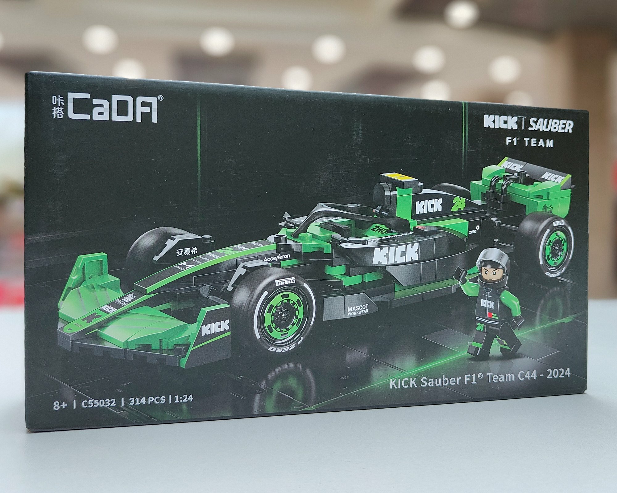 Конструктор CaDA Болид KICK Sauber F1 Team C44 1:24 C55032, 314 деталей, серии Техник
