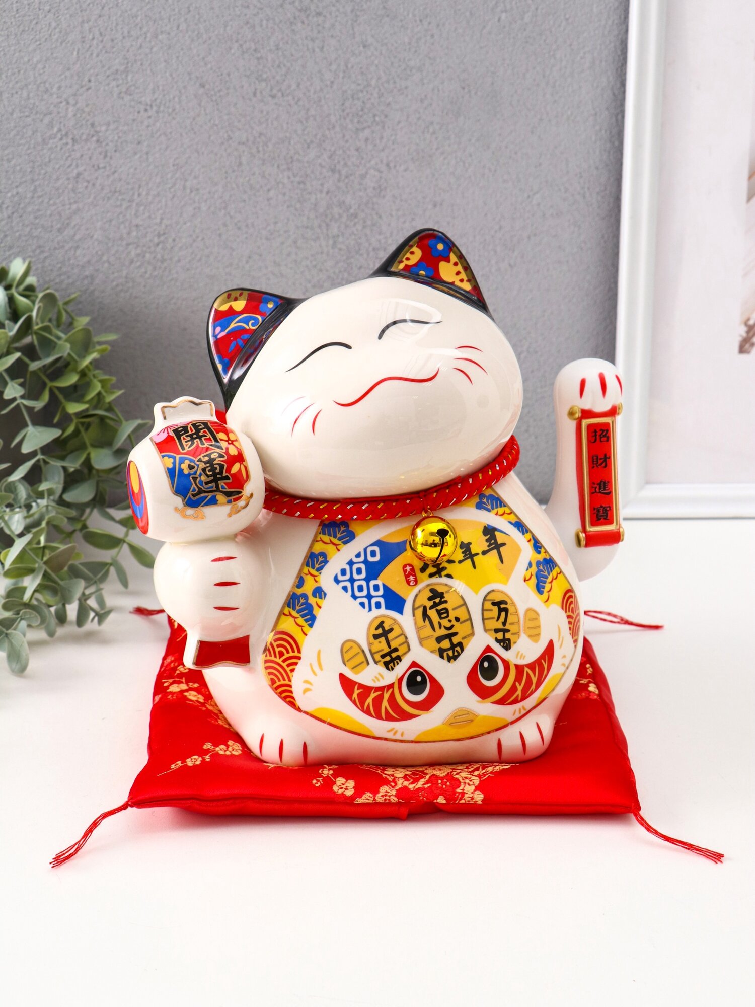 Сувенир керамика маятник "Кот Манэки-нэко с молоточком и свитком" 19,5х20х14,5 см