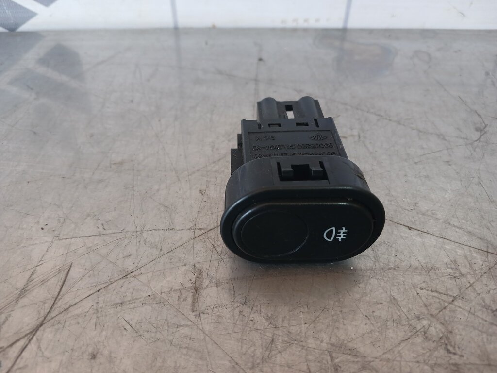 Кнопка противотуманки Daewoo Espero 91-99