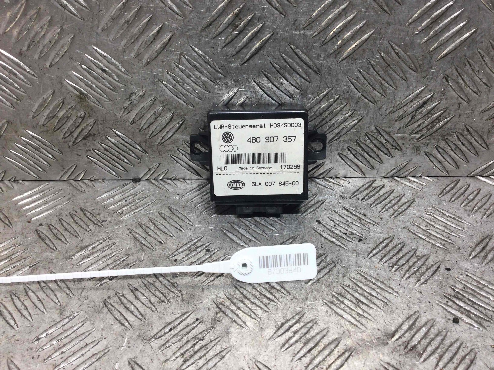 Б/У Блок регулировки угла наклона фар Audi A6 C5/4B (1997-2004) 2000 г.