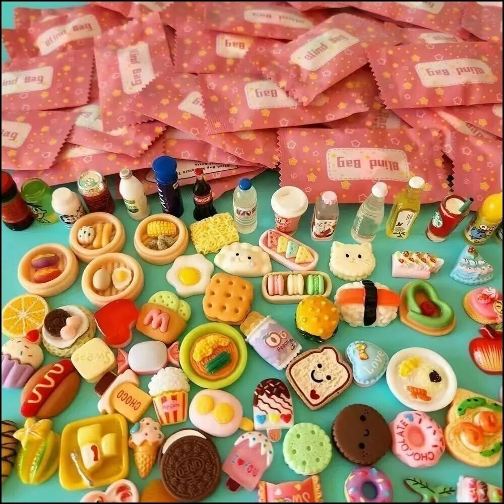100 штук Случайный. миниатюрных предметов, мини-еда