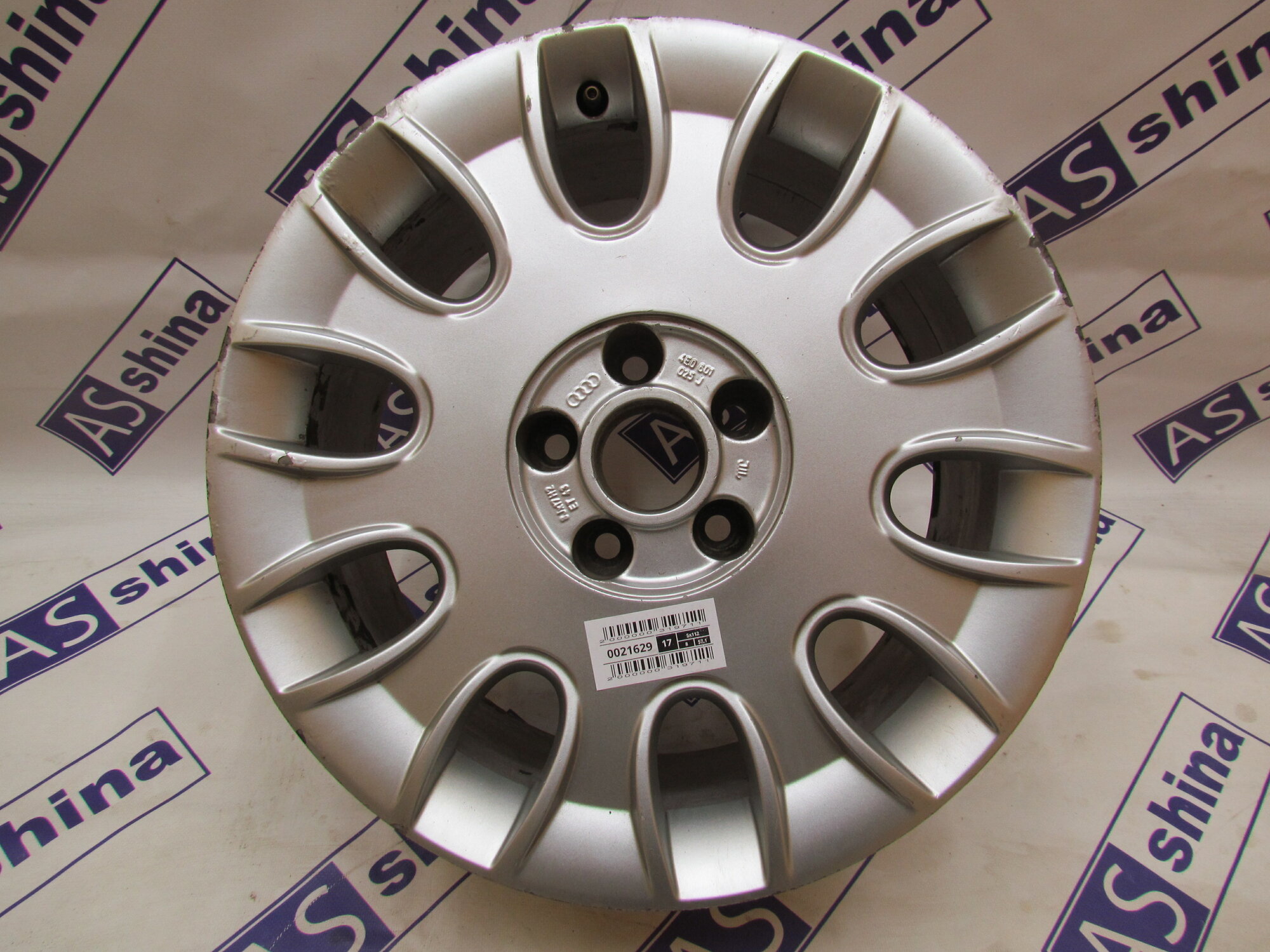 Колесный диск Audi R17 8J ET43 5*112 DIA57.1 (оригинал) 0021629
