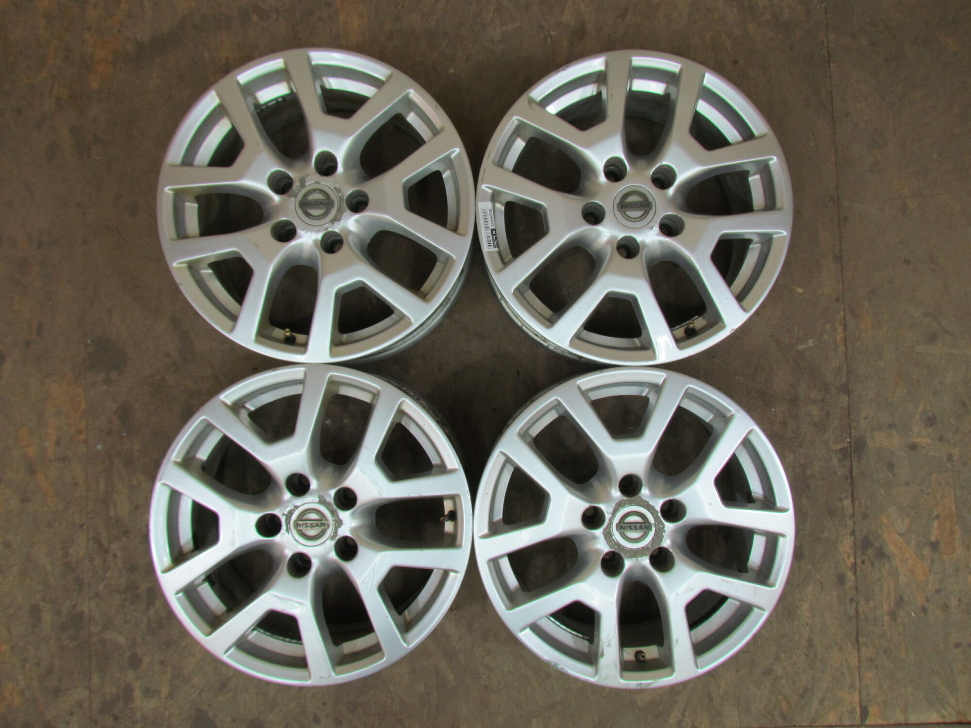 Комплект колесных дисков Nissan R16 6.5J ET40 5*114.3 DIA66.1 (реплика) 0026463