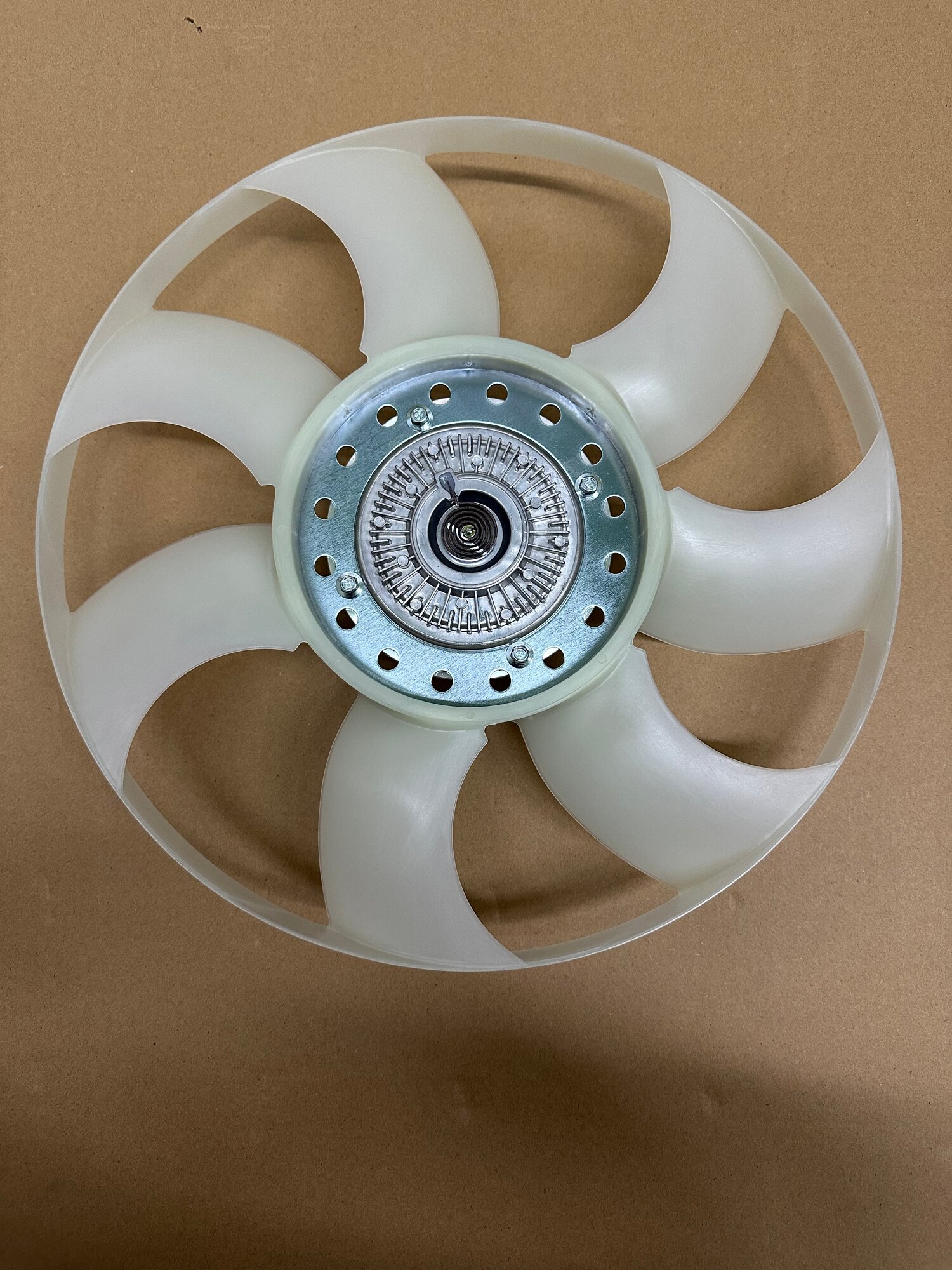 Вентилятор радиатора(крыльчатка) основной Ford Transit 2000-Н. В