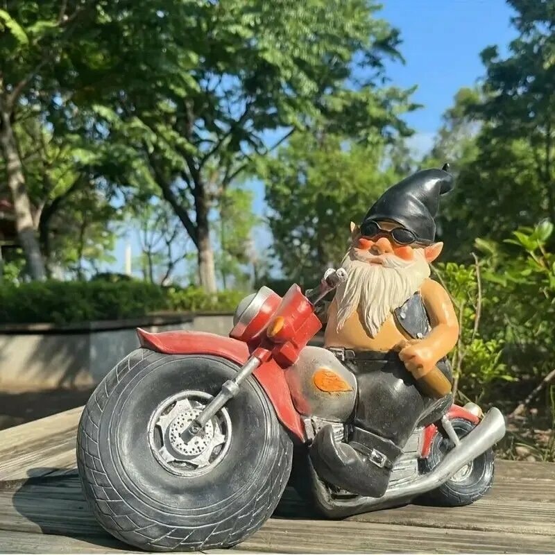 Фигурка садовая