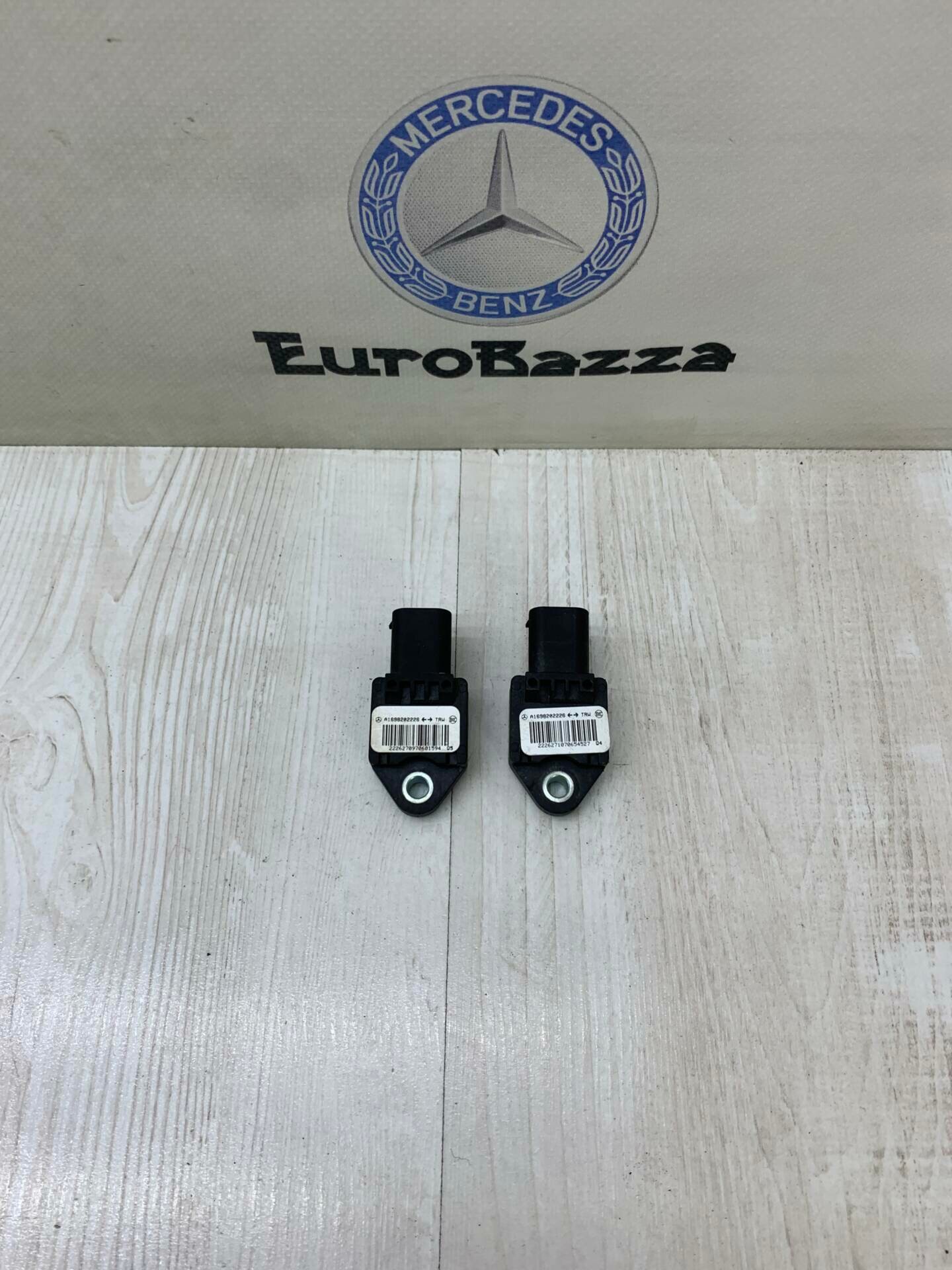 Датчик удара Mercedes W245 A1698202226