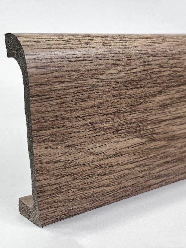 Плинтус напольный bello deco ПЛ16 80х19х2000 мм, ударопрочный, цветной с текстурой, Дикий дуб