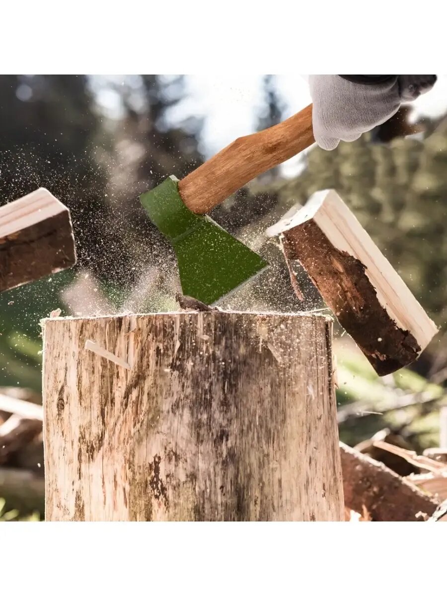 Топор для дров 1400 г кованый, дерев. топорище СИБРТЕХ 21614