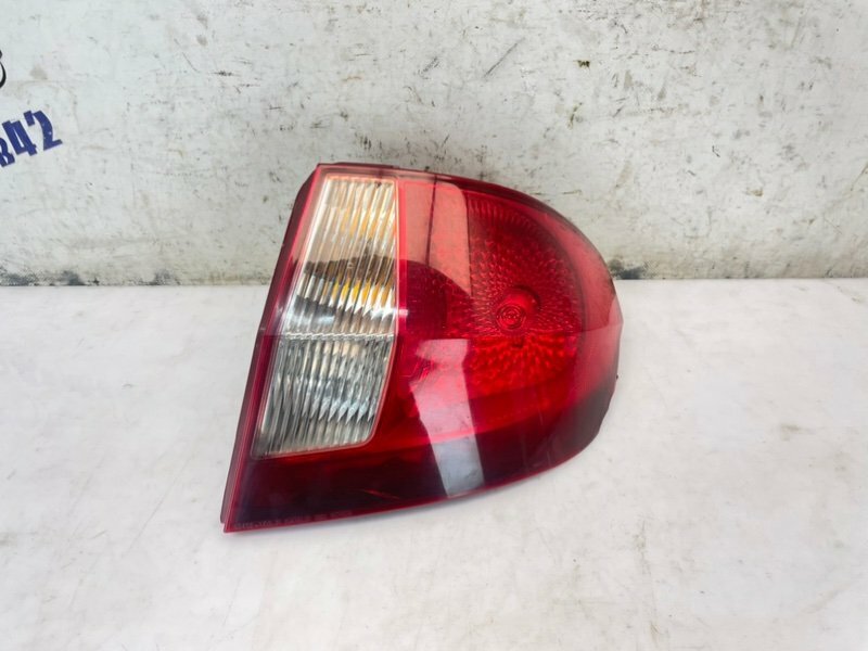 Б/У фонарь Hyundai Getz 2006 TB G4EE Прав. nприсутствует не большой скол стекла по краю 59881 Hyundai-KIA арт. 924021C510, 9...