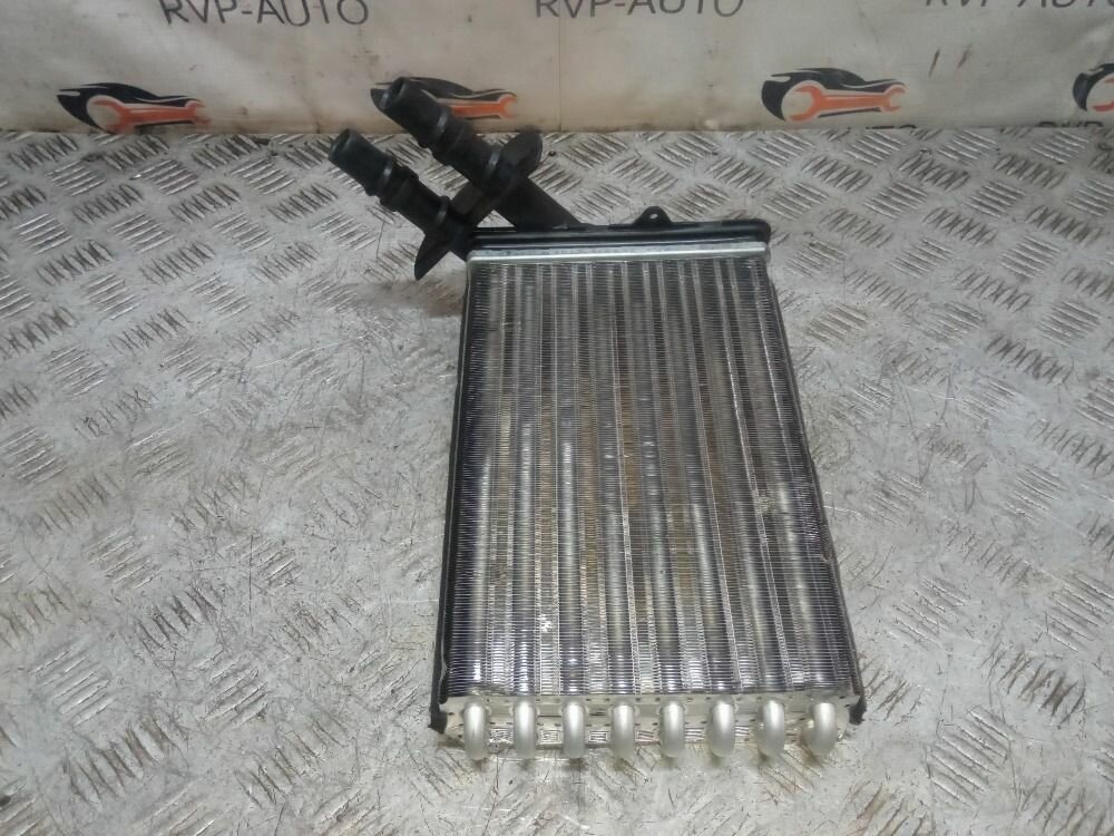 Радиатор отопителя Renault Symbol 1.41999—02 Renault