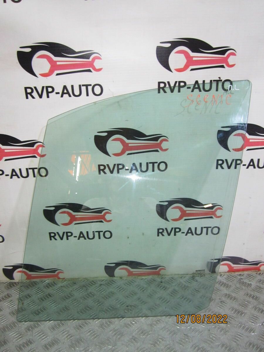 Стекло двери передней Renault Scenic 1999-03