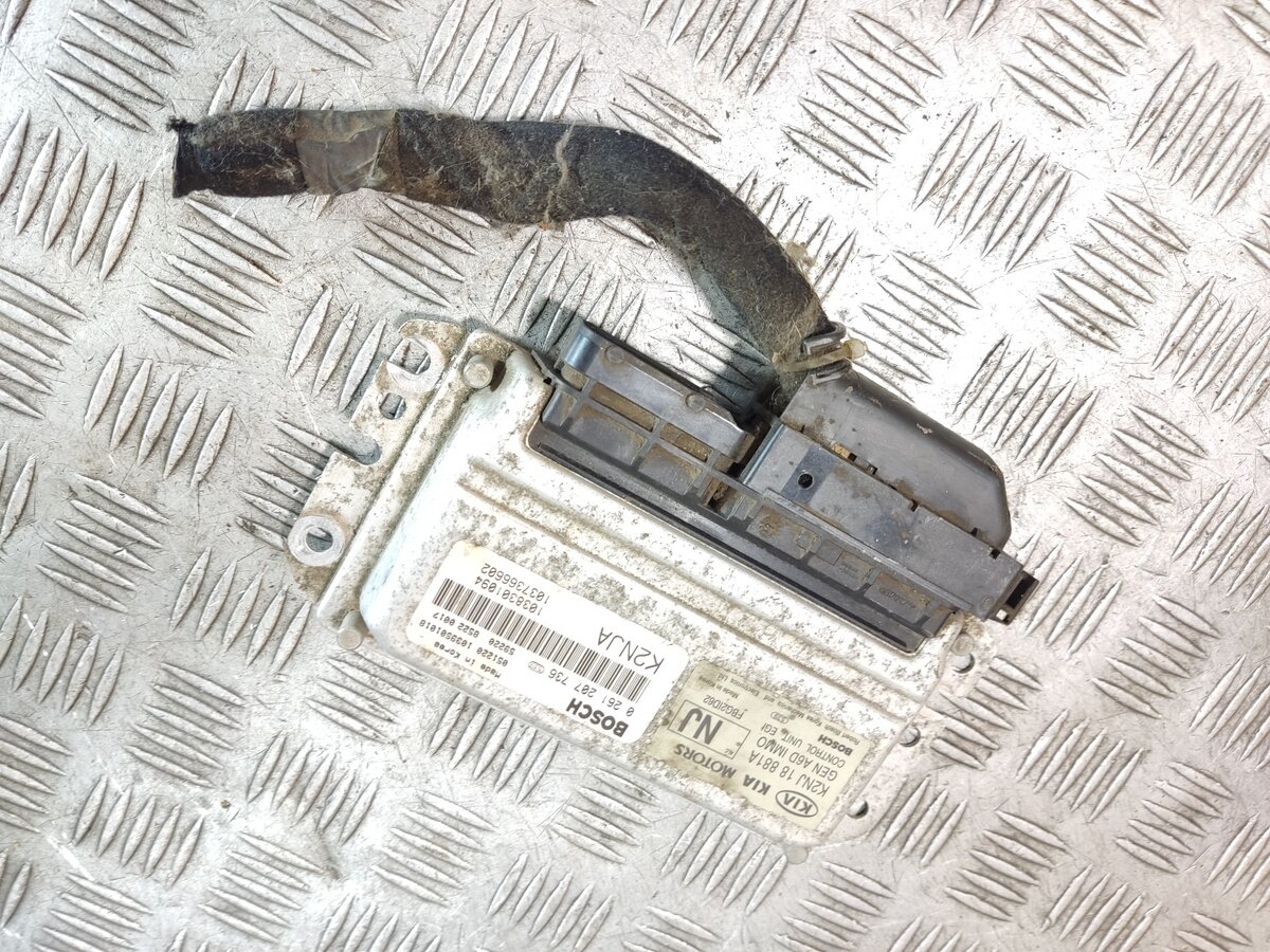 Блок управления двигателем KIA Spectra 2001-2011 K2NJ18881A