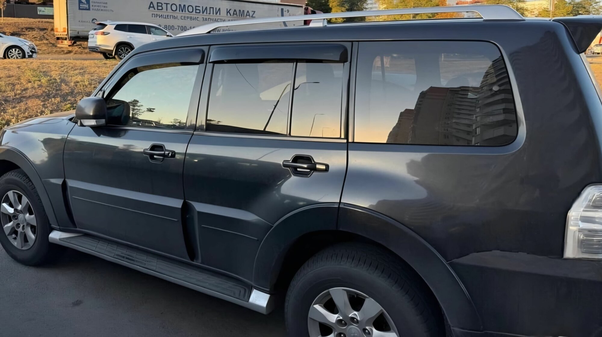 Дефлекторы окон Mitsubishi Pajero III-IV с 1999 г. в.